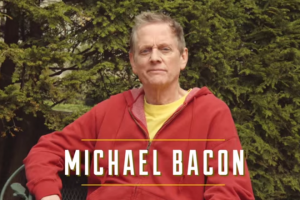 Irmao de Kevin Bacon faz propaganda para divulgar um tipo de bacon ...
