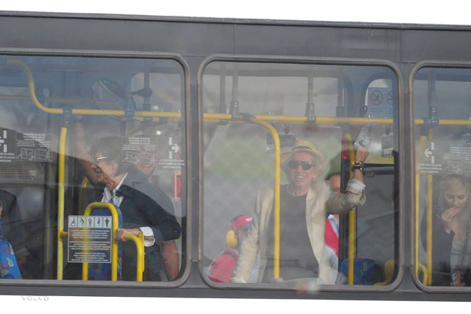 Os Rolling Stones andando de transporte público em Porto Alegre? Nao é ...